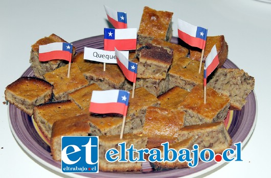 QUEQUE A LA BANDERA.- Así quedaron estos ricos queques, dulces ...