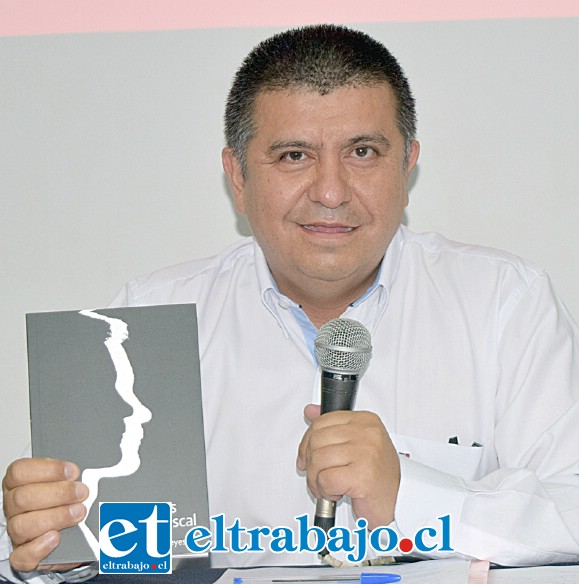 José Villagrán presentó su obra, Las Memorias de un exfiscal. – El Trabajo